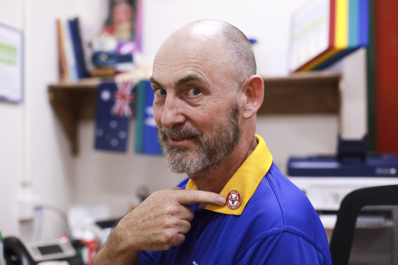 Dr Janus fighting COVID vaccine misinformation in Injinoo : Make the choice